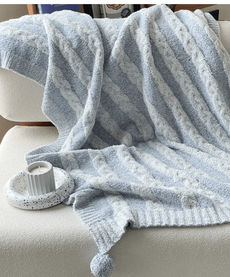 Blue Bliss: Elevate Your Dorm with Chic Bedding & Cute Decor