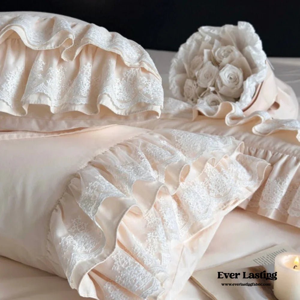 Creating a Romantic Bedroom: Using Vintage Lace Bedding