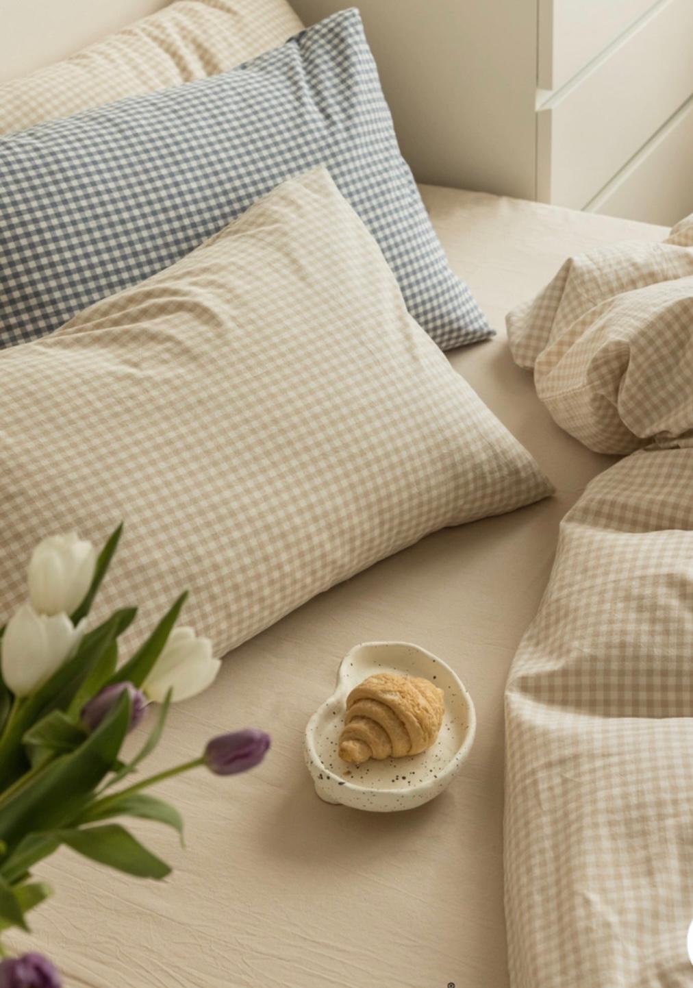 Gingham Bedding Set / Brown | Best Stylish Bedding | Ever Lasting