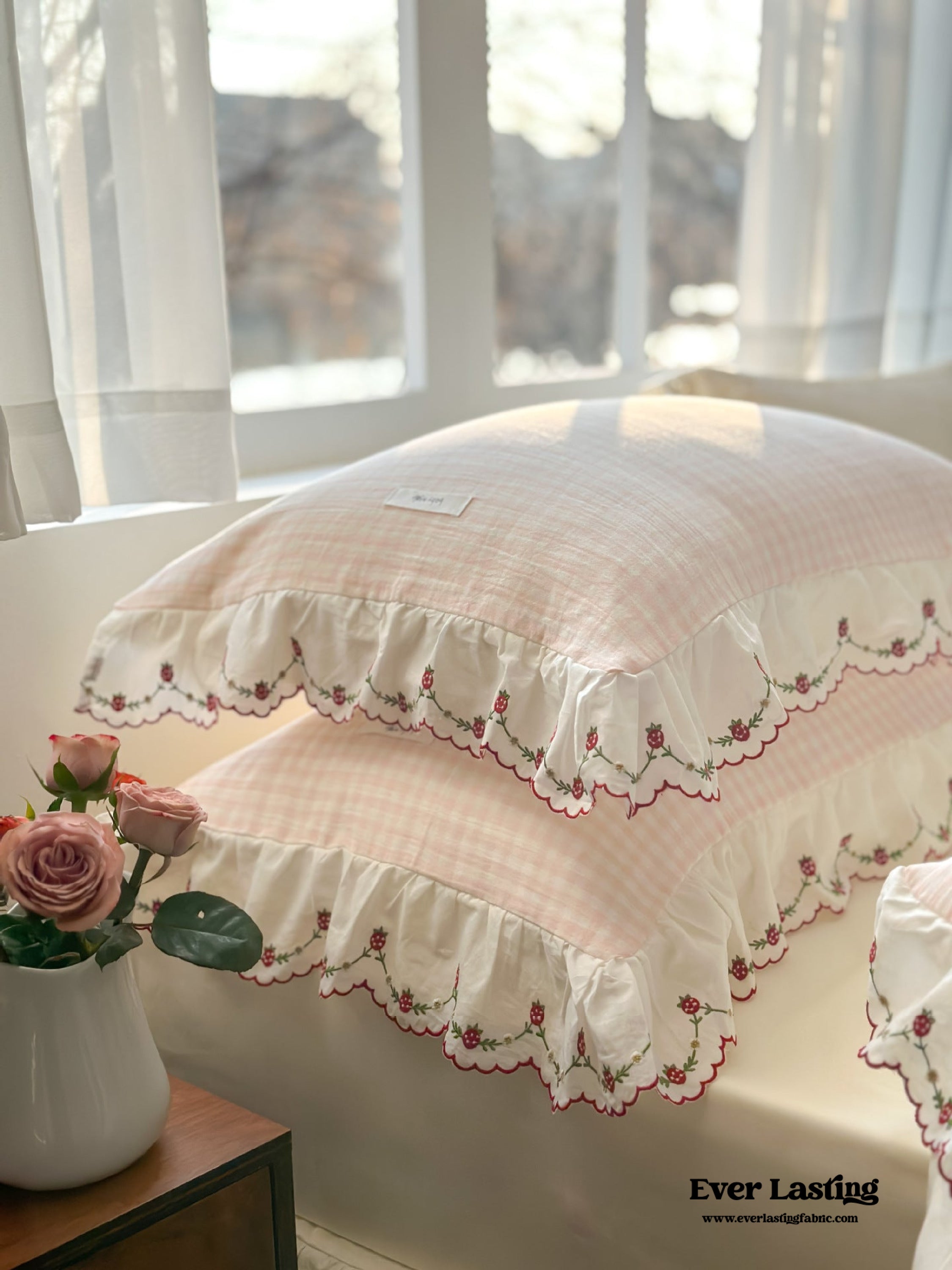 Gingham Floral Ruffle Bedding Set / Blue White | Best Stylish Bedding ...